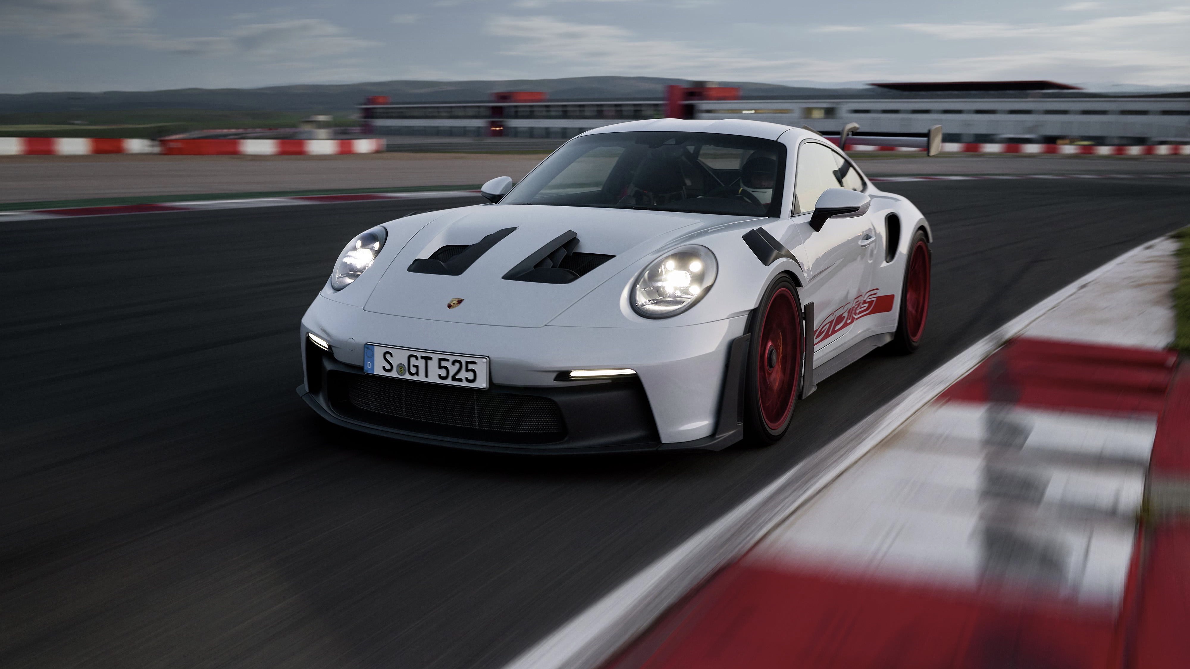 Purpose-built for performance: the new Porsche 911 GT3 RS - Porsche ...