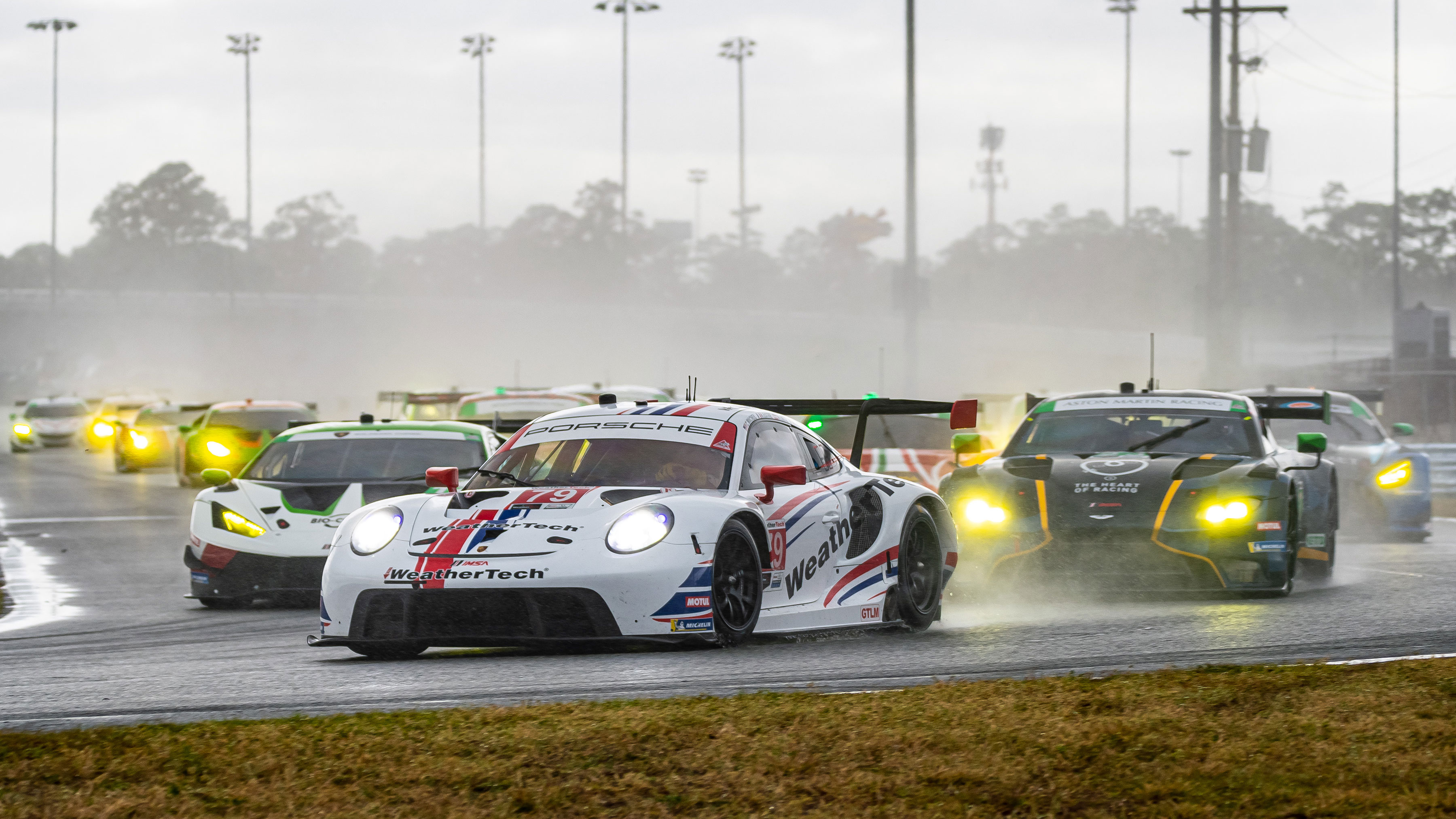 IMSA: Porsche customer teams achieve podium results in both GT classes ...