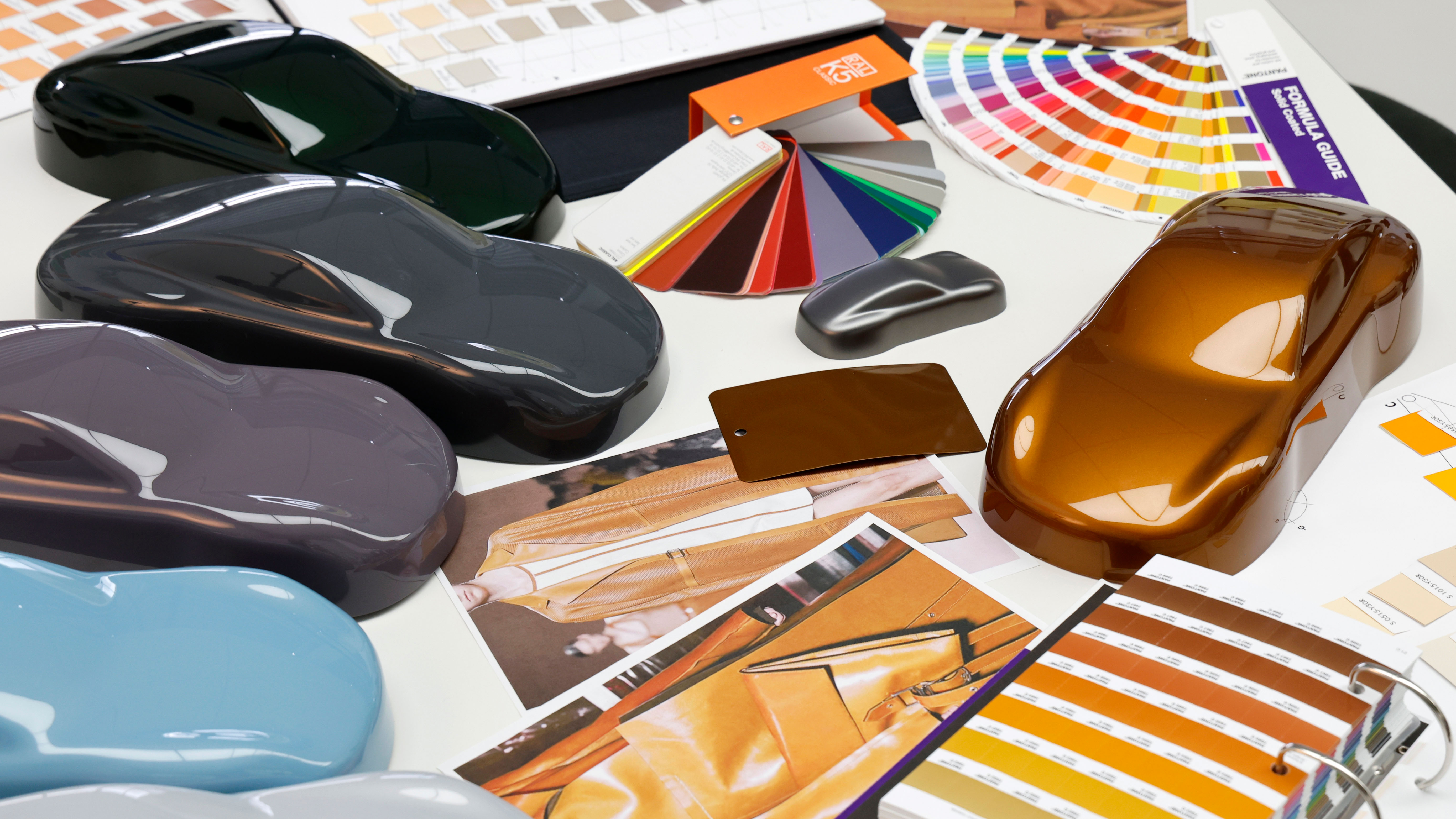 The courage to be colourful: the new Panamera paints and how they were ...