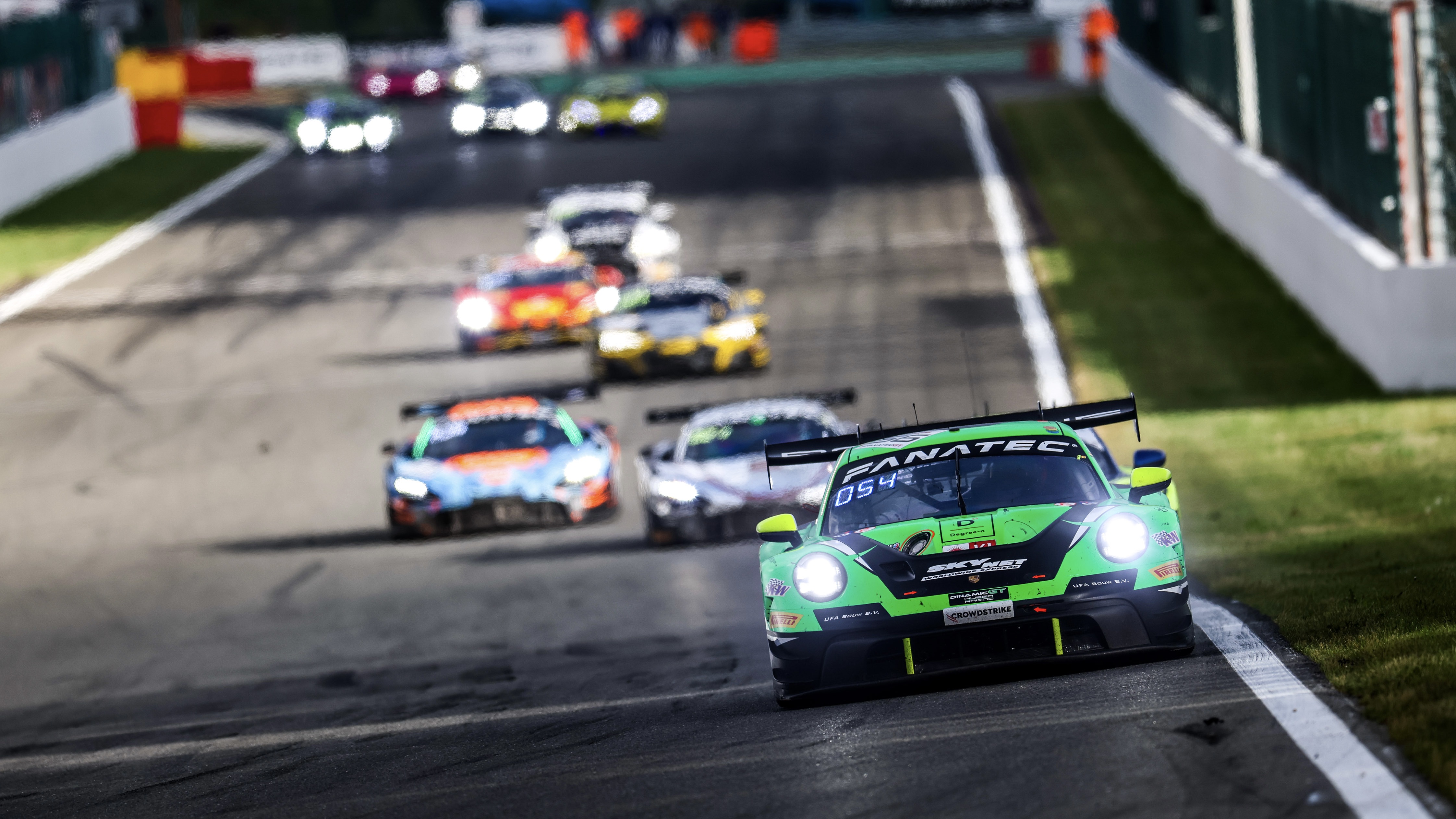 Two Porsche 911 GT3 R finish in the top 5 at Spa-Francorchamps ...