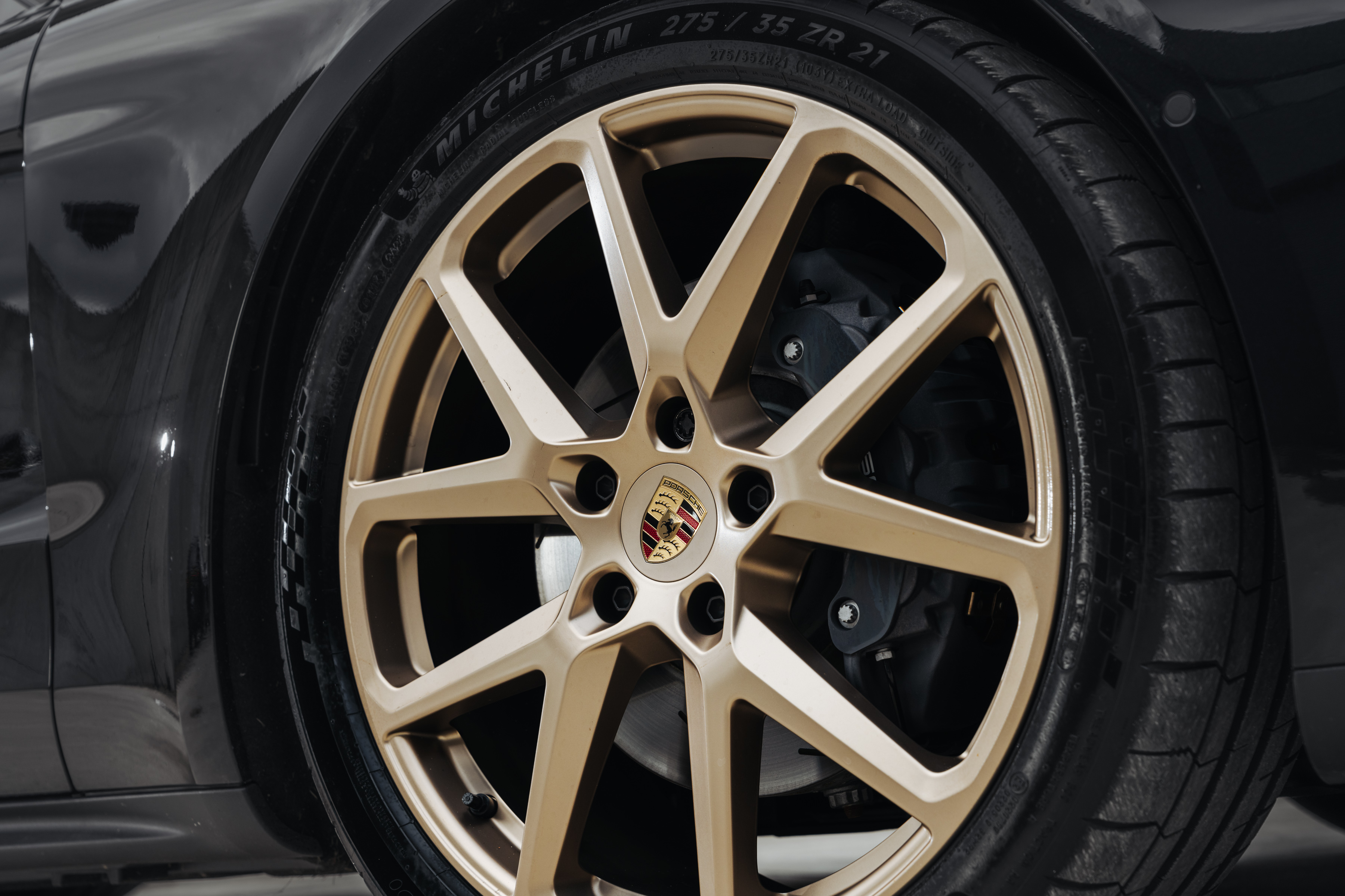 Product Highlights: Porsche Panamera – More digital, more luxurious ...