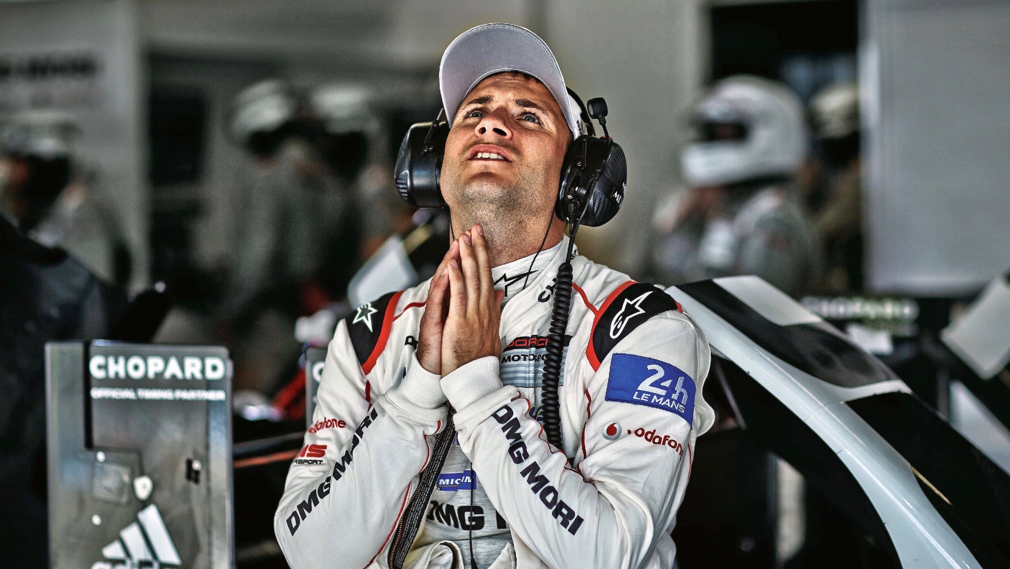 At the Limit - Porsche Newsroom