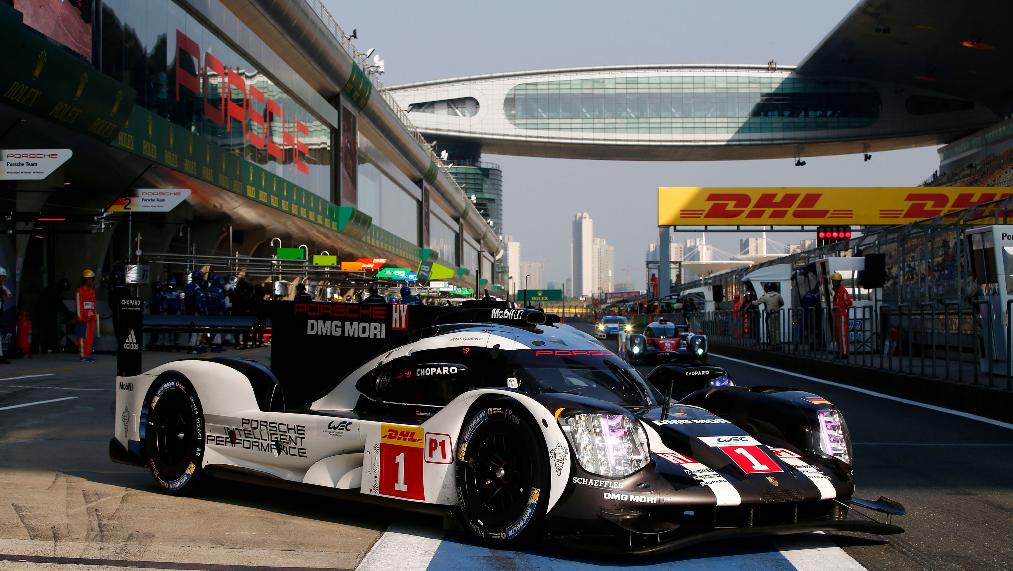 WEC: Porsche 919 Hybrid takes pole position - Porsche Newsroom