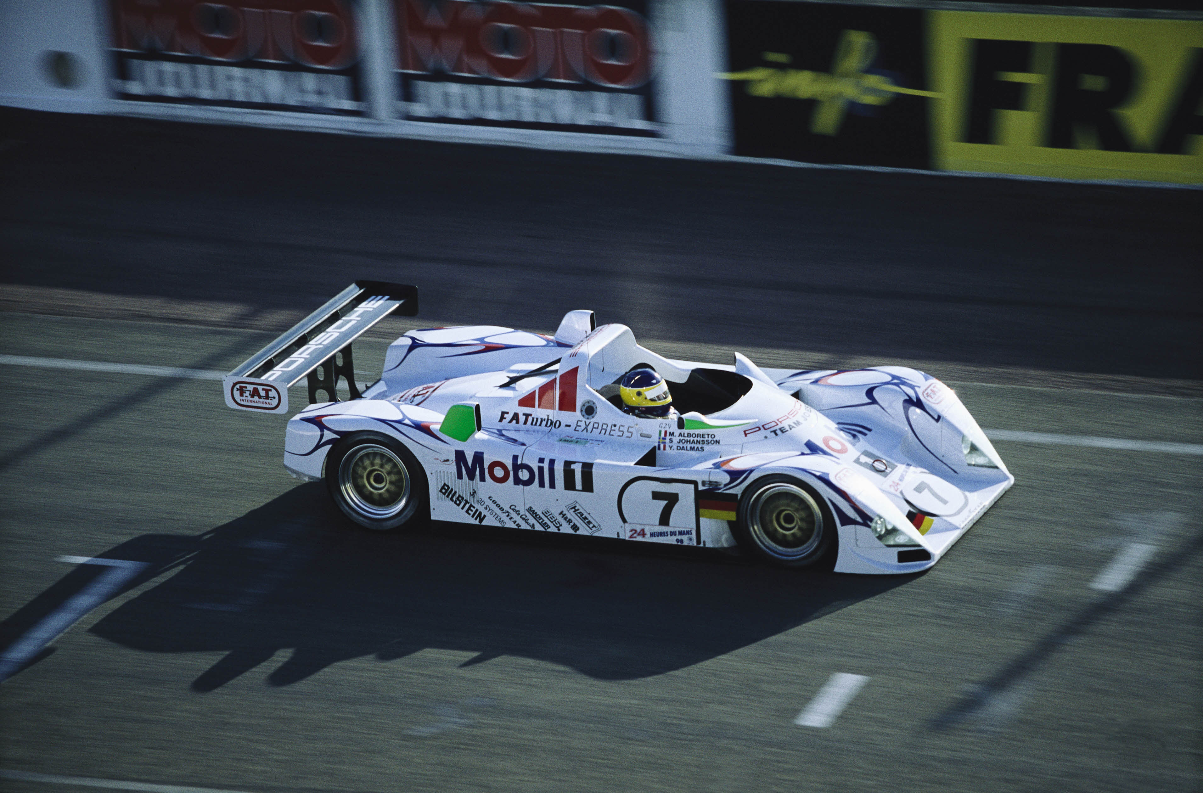 Engines in Concert - Porsche Newsroom