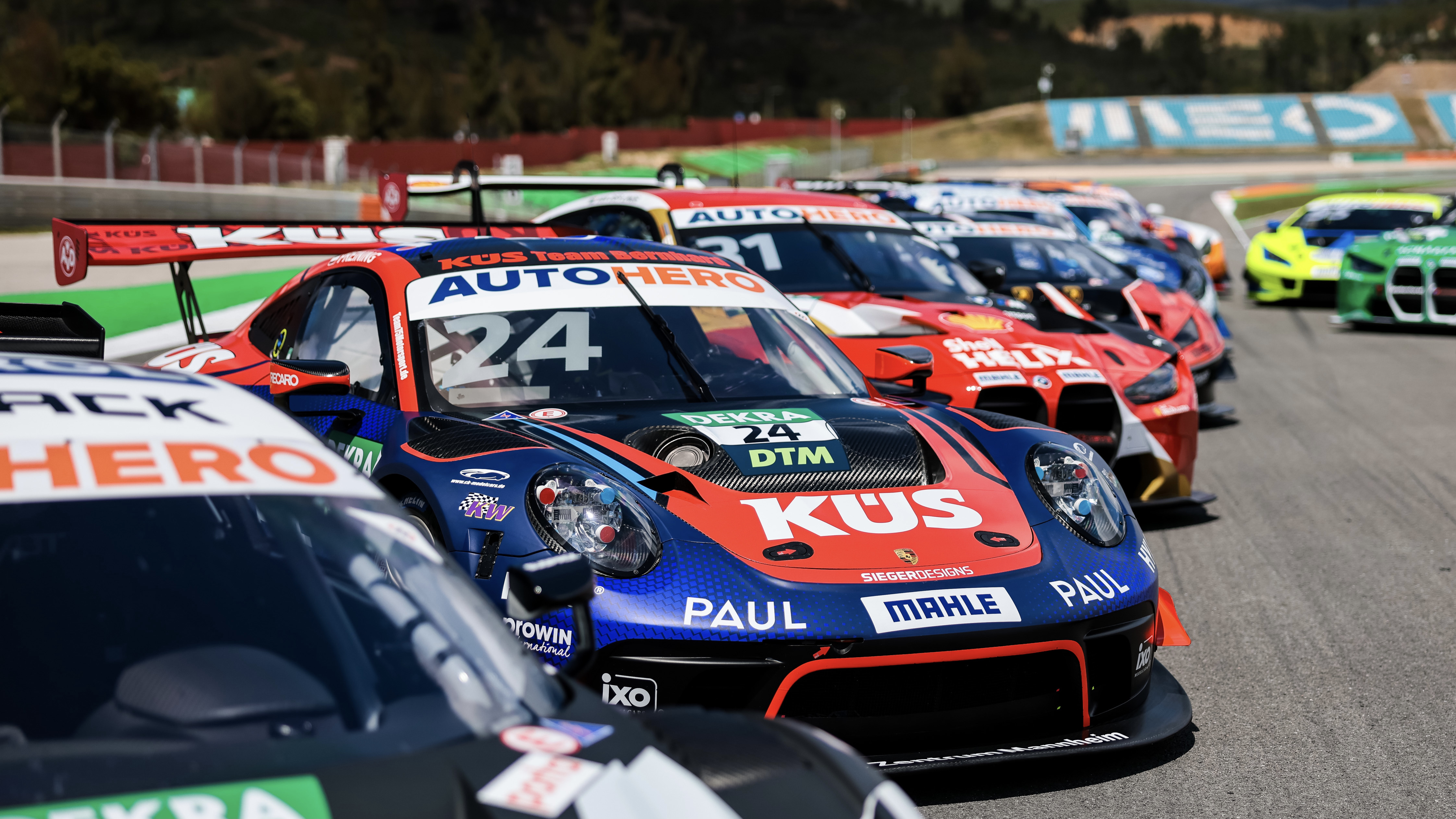 Porsche customer teams make their mark in the DTM with the 911 GT3 R ...