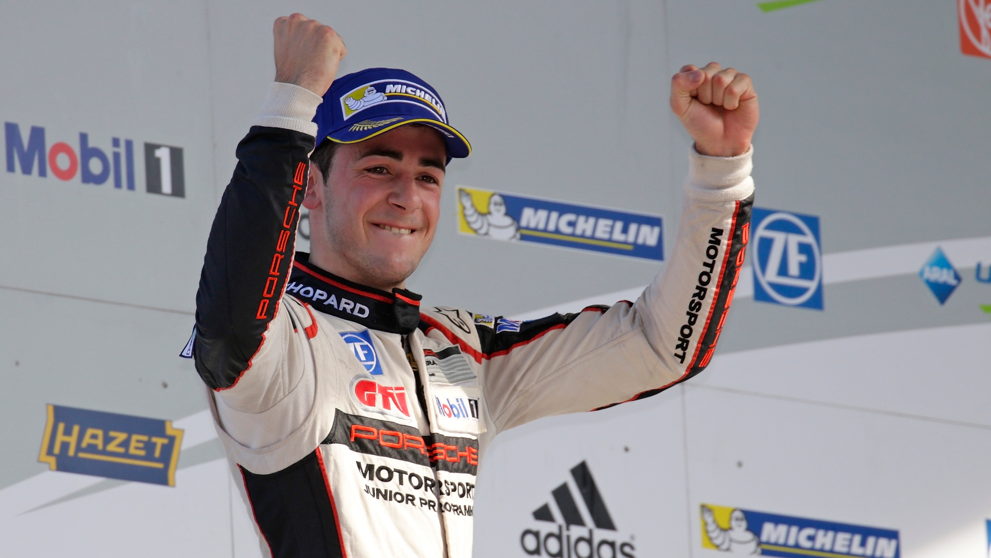 Double victory for Sven Müller - Porsche Newsroom