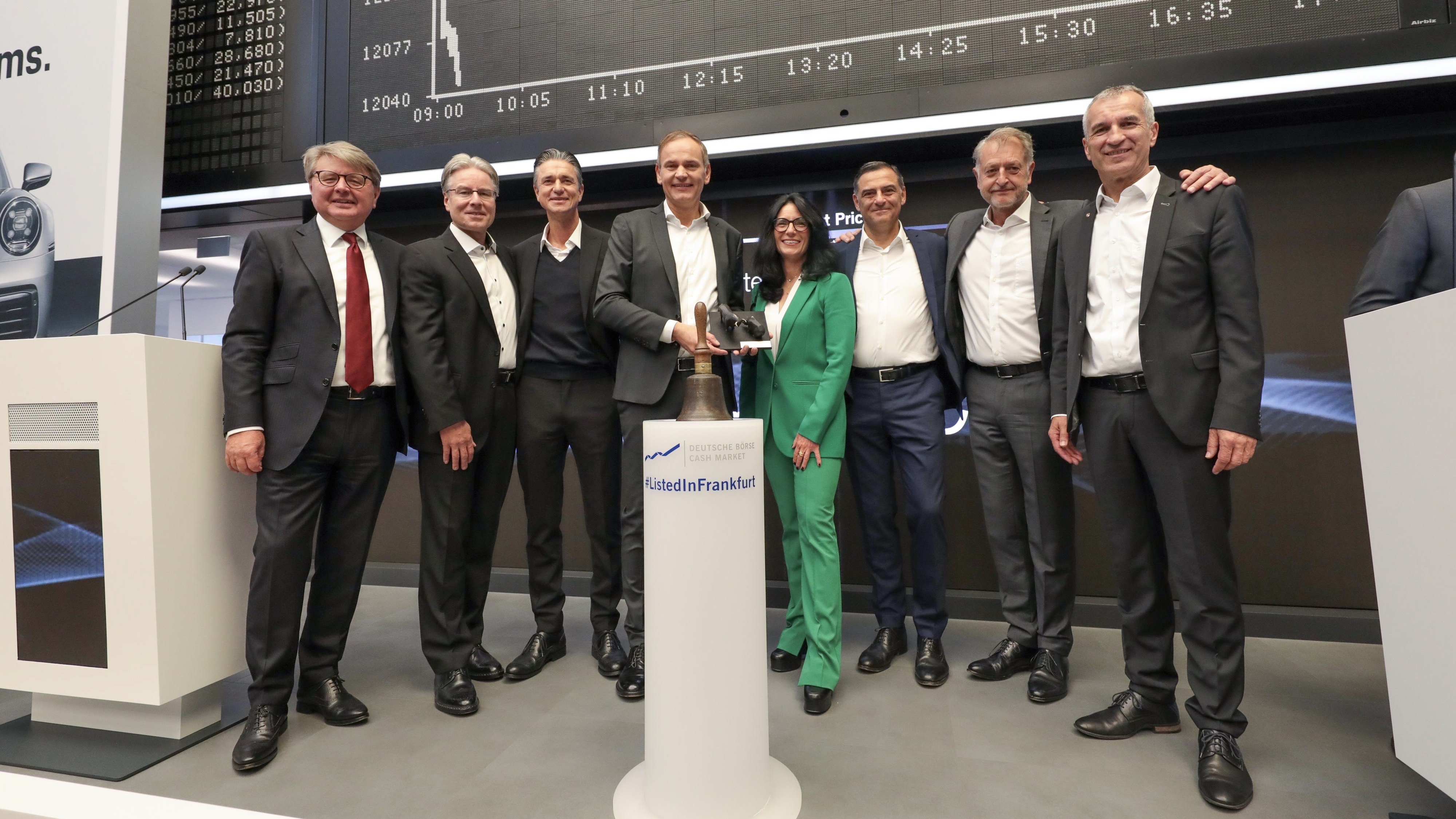 Porsche startet mit erfolgreichem Börsengang in eine neue Ära - Porsche ...