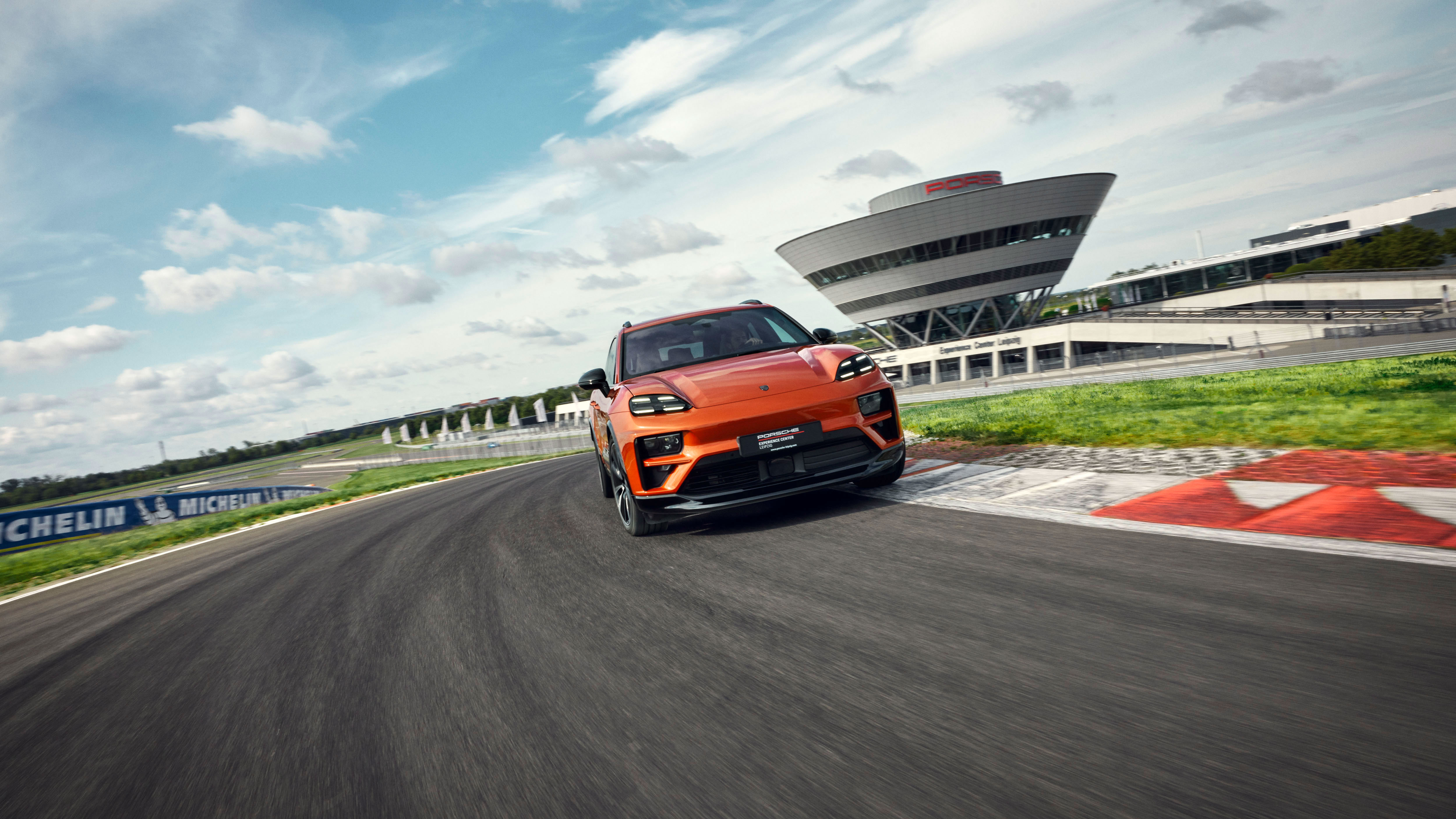 Worlds of Experience: the Porsche Experience Centers - Porsche Newsroom