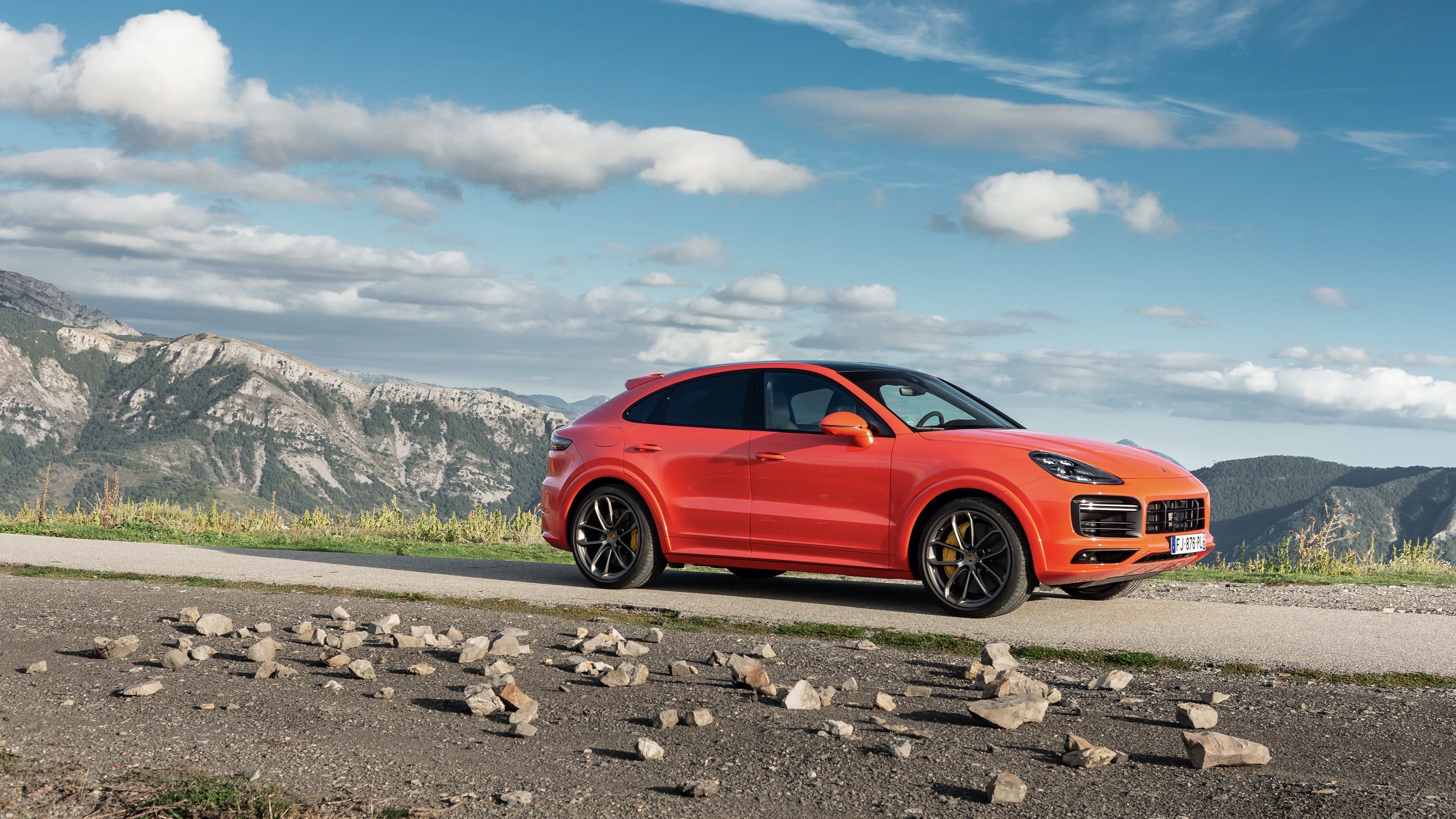 Sunday Drives: France - Porsche Newsroom