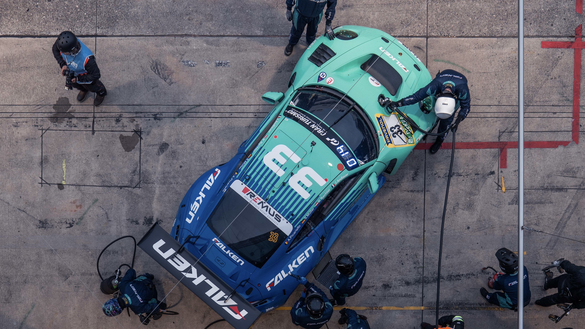 Porsche-Kundenteam Manthey EMA wird bei stark verkürztem Rennen Zweiter ...