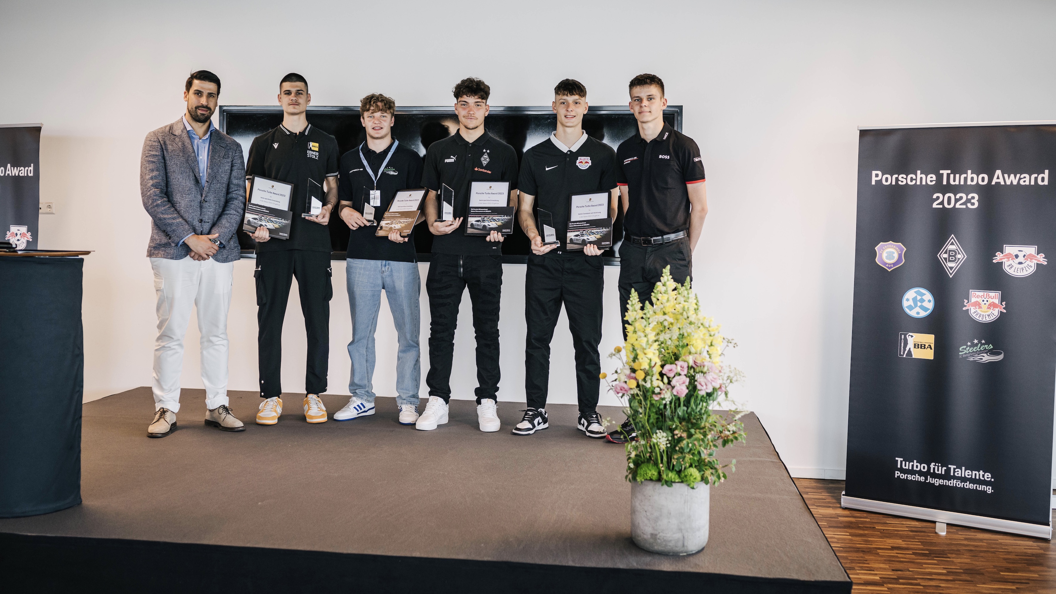 Die Porsche Turbo Awards 2023 gehen an … - Porsche Newsroom DEU