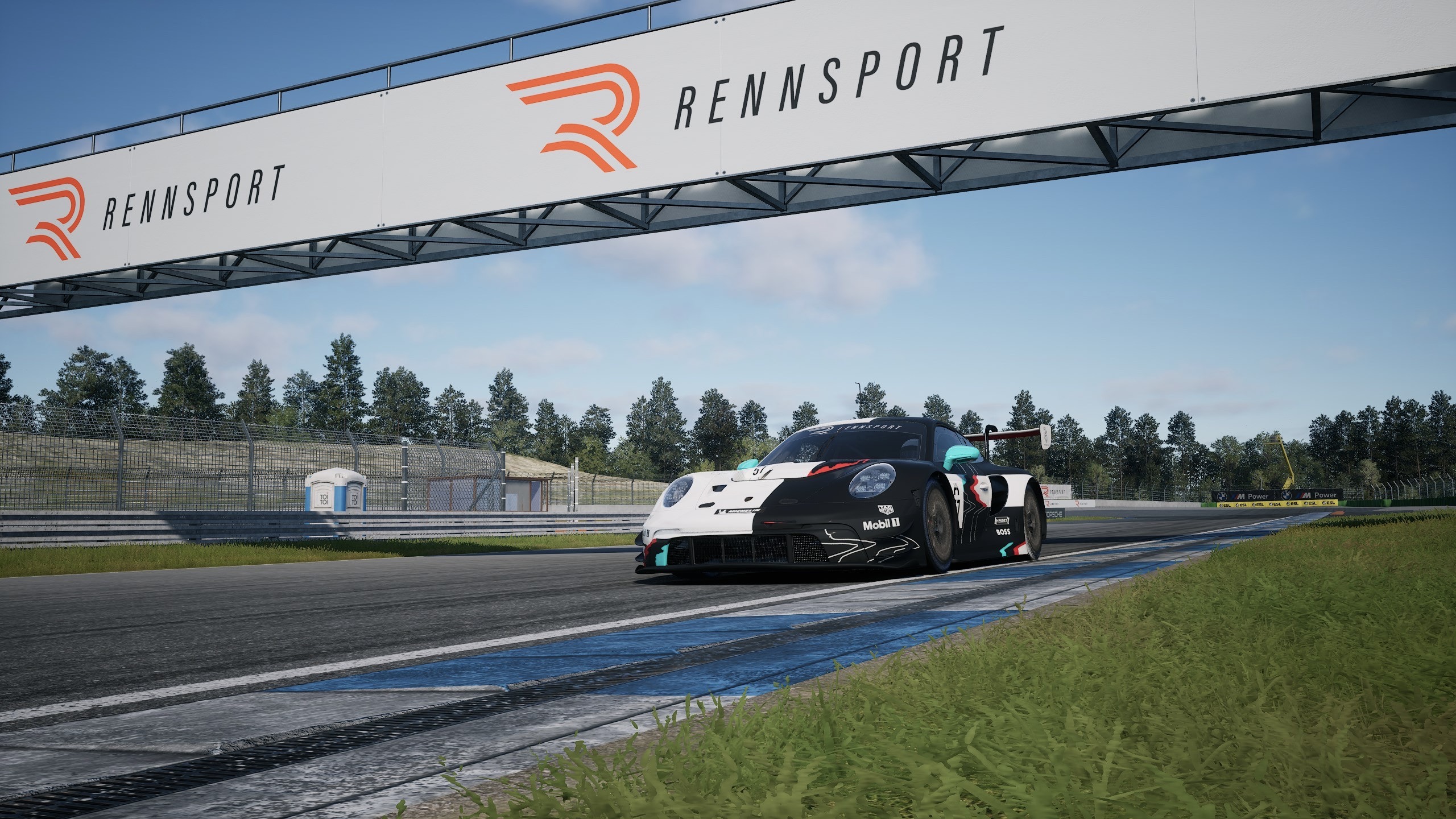 Joshua Rogers goes into the new ESL R1 championship as series leader ...