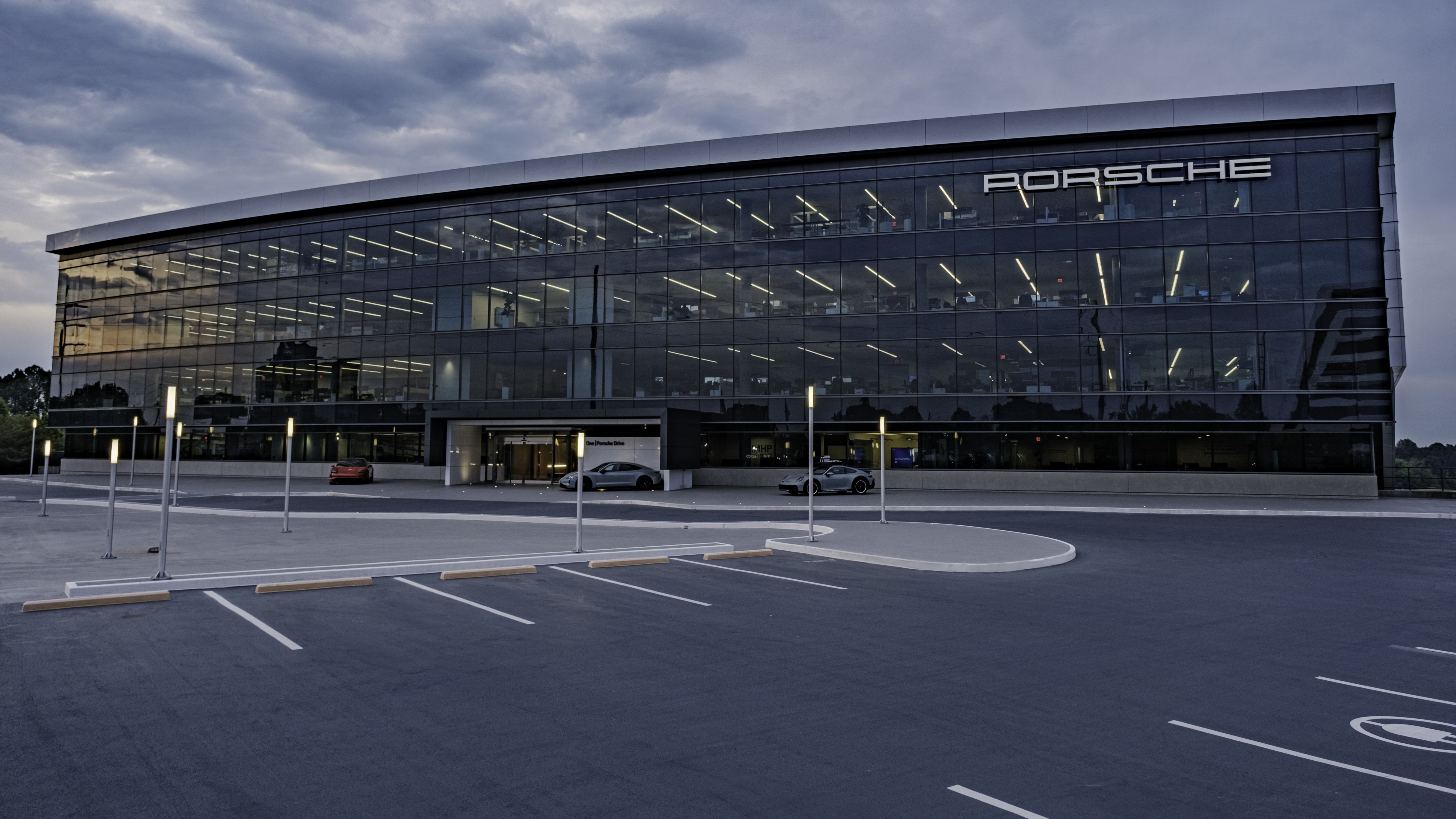 Porsche Financial Services, Inc. - Porsche Newsroom USA