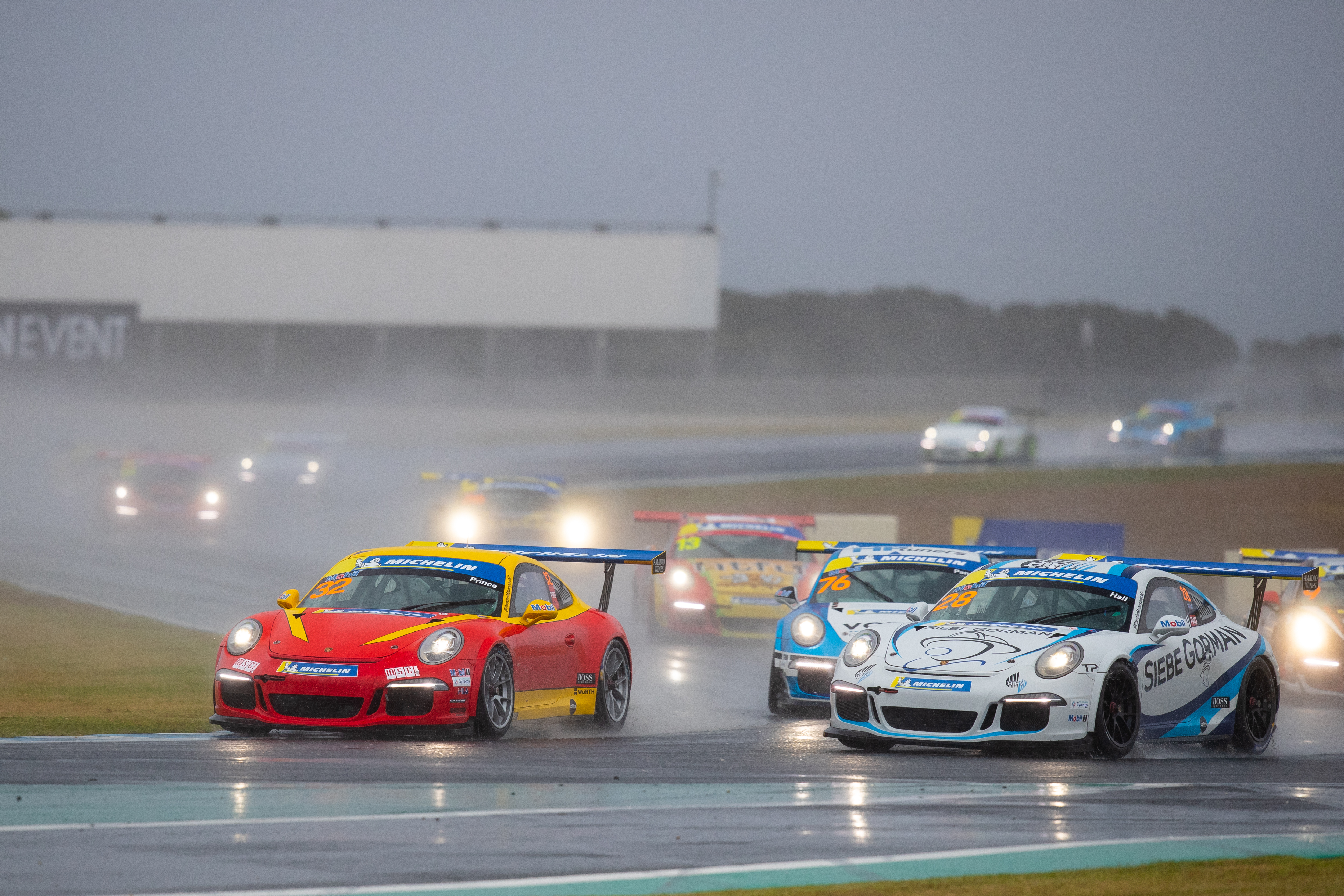 Sydney Motorsport Park to host Porsche qualifying under lights ...