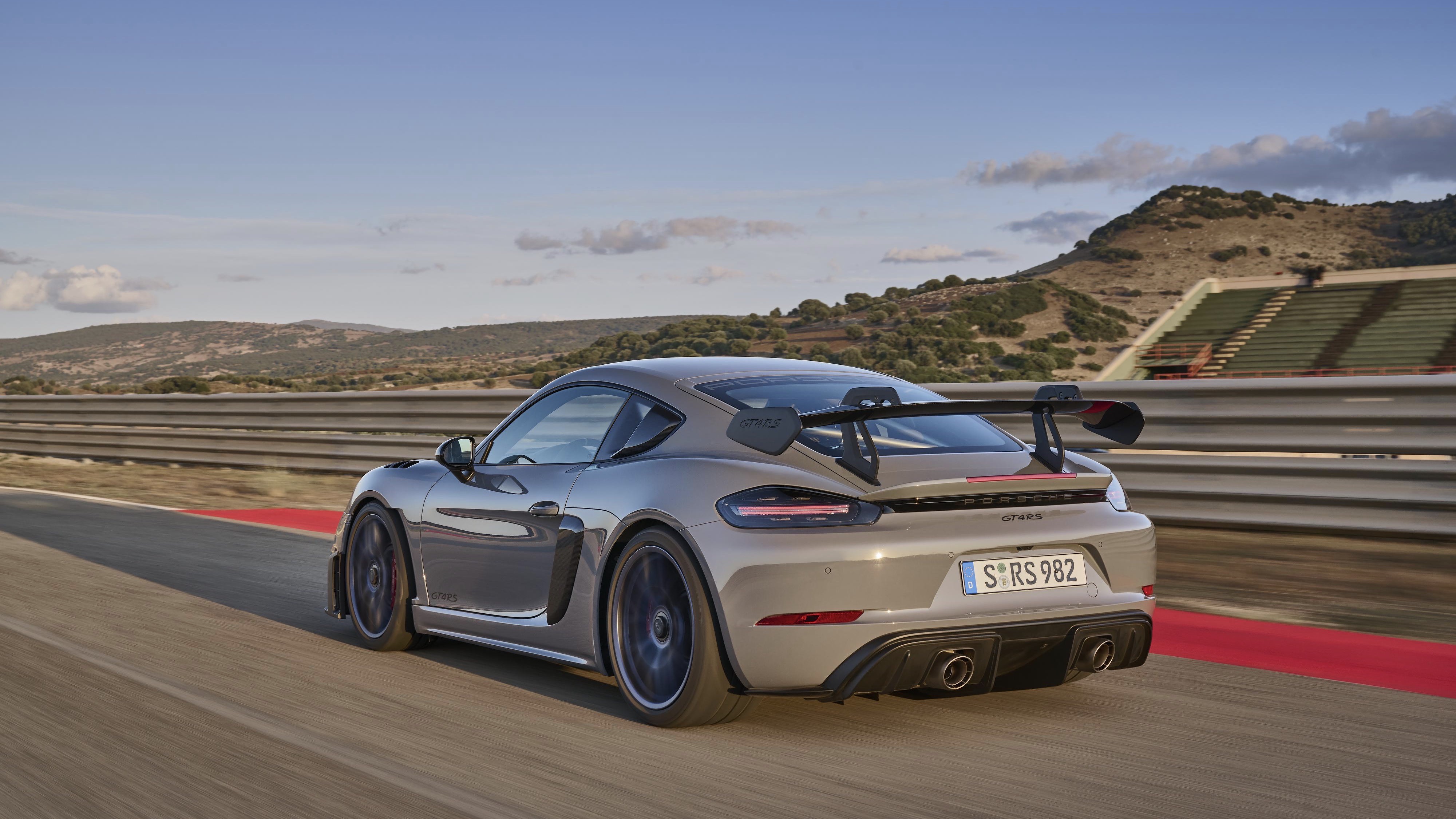 全新保时捷 718 Cayman GT4 RS 启动预售 - Porsche Newsroom CHN
