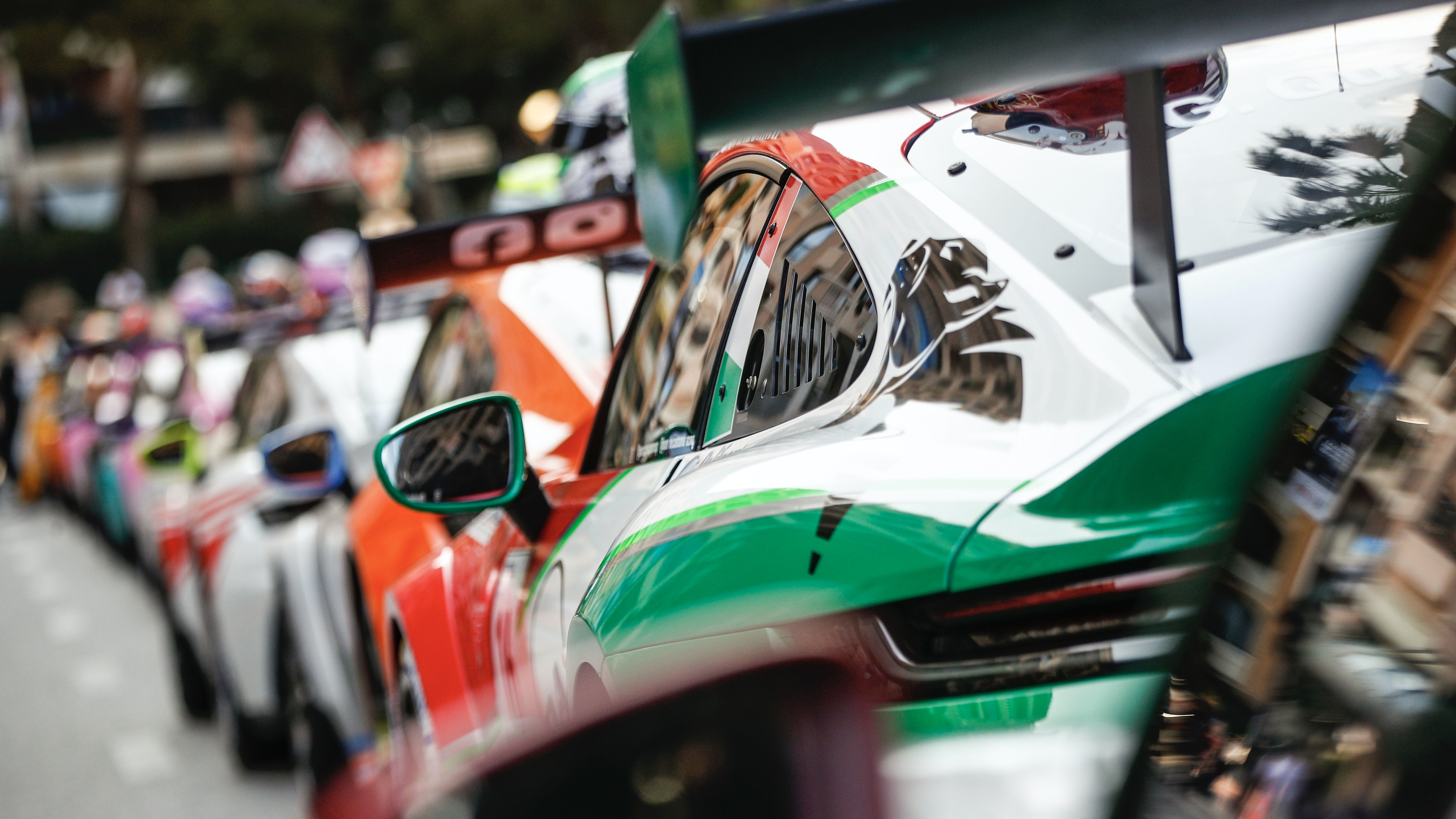 Harry King celebrates his first Porsche Mobil 1 Supercup victory in ...