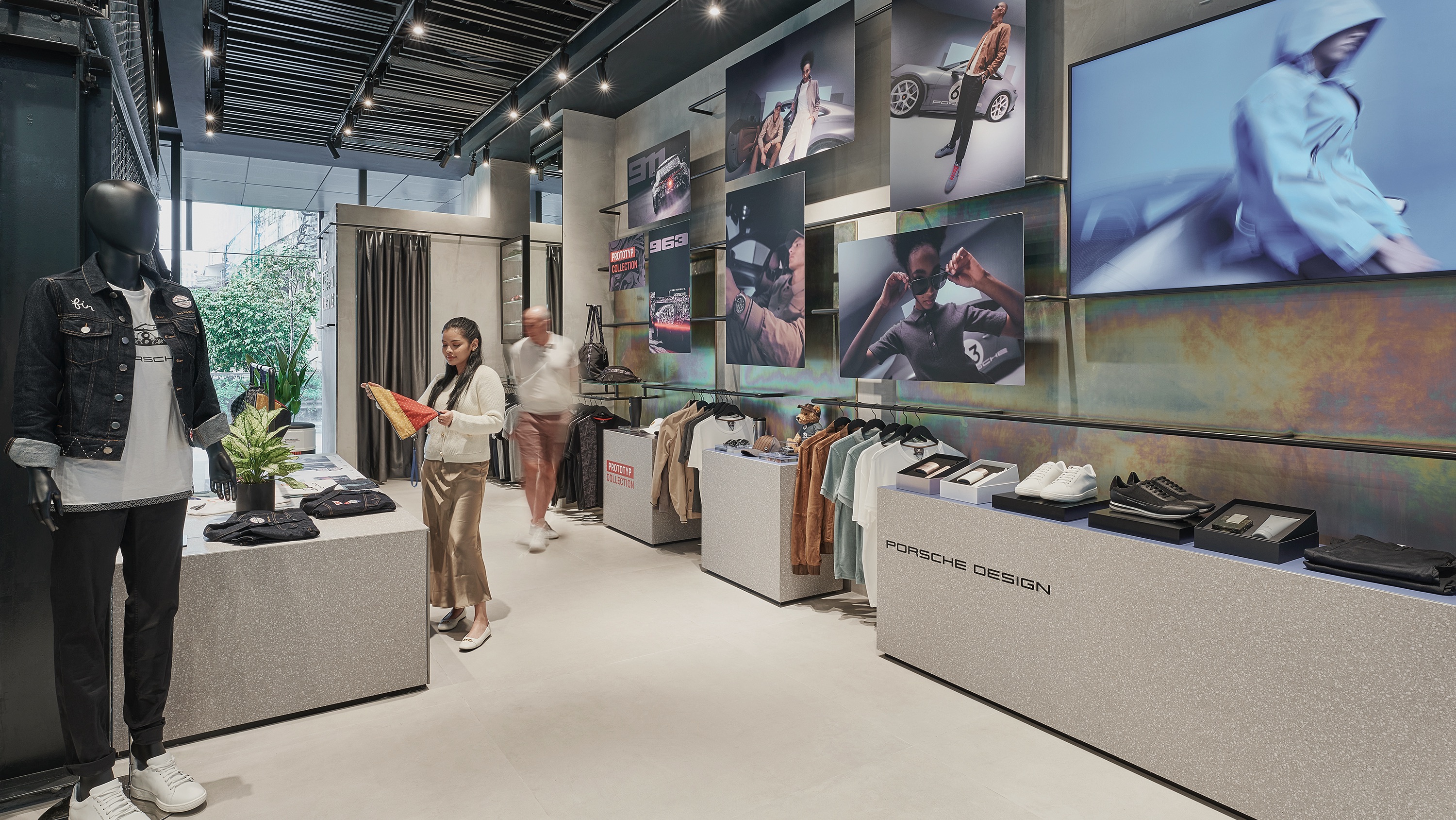 Innovative Porsche Studio opens in the heart of downtown Singapore ...