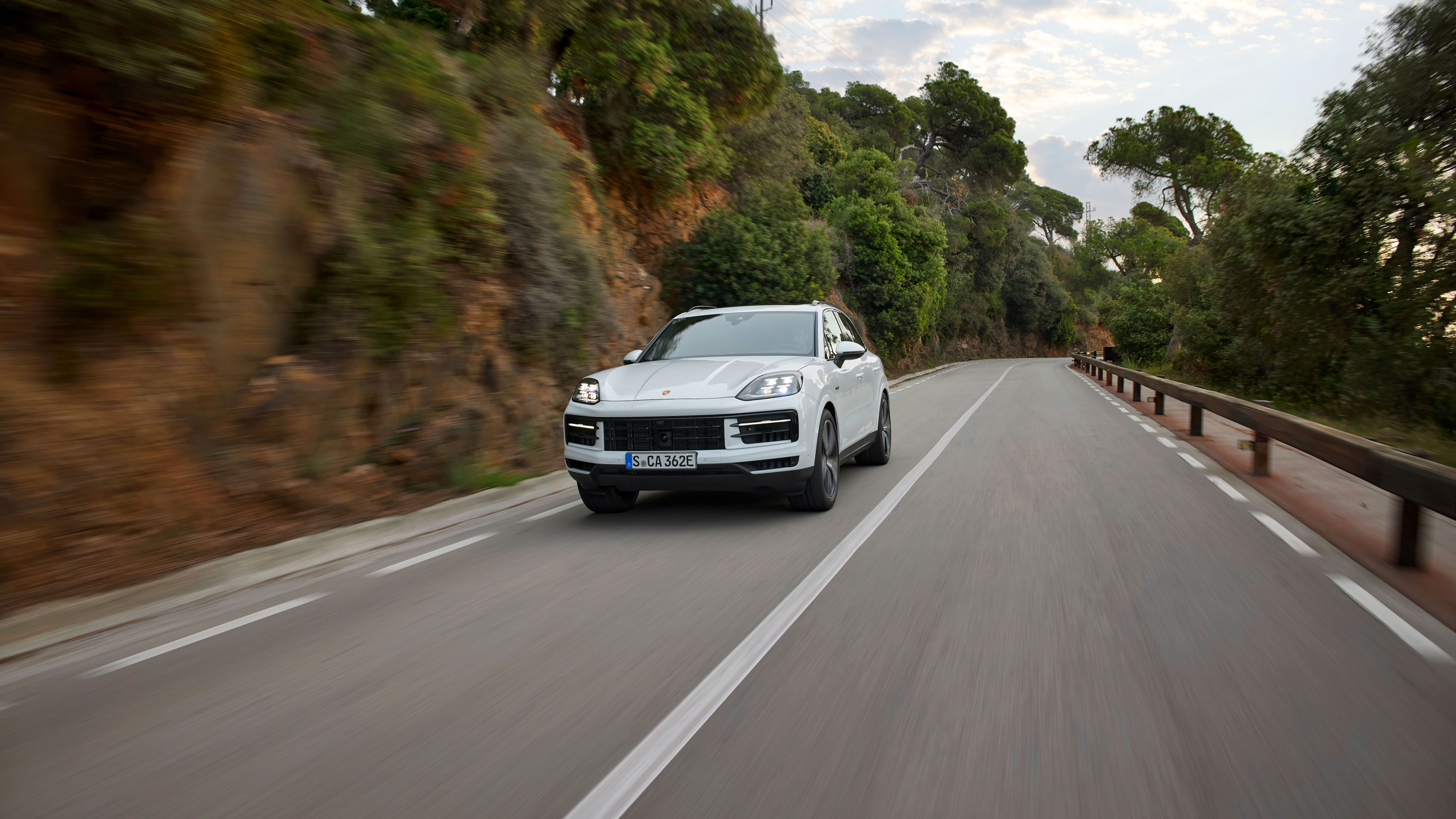 Porsche delivers 77,640 cars in the first quarter - Porsche Newsroom
