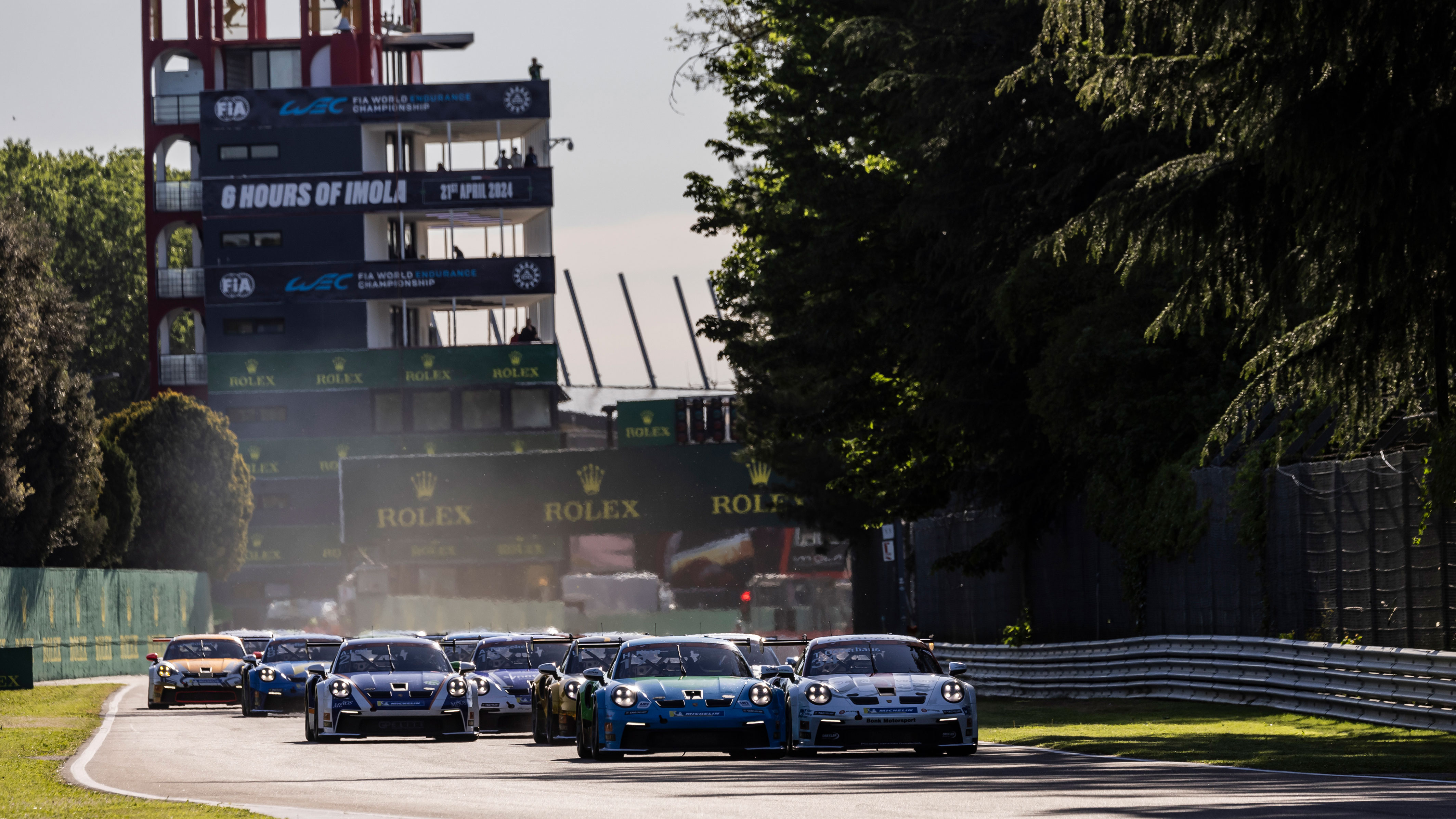 Harry King wins both races at the season opener in Italy - Porsche Newsroom