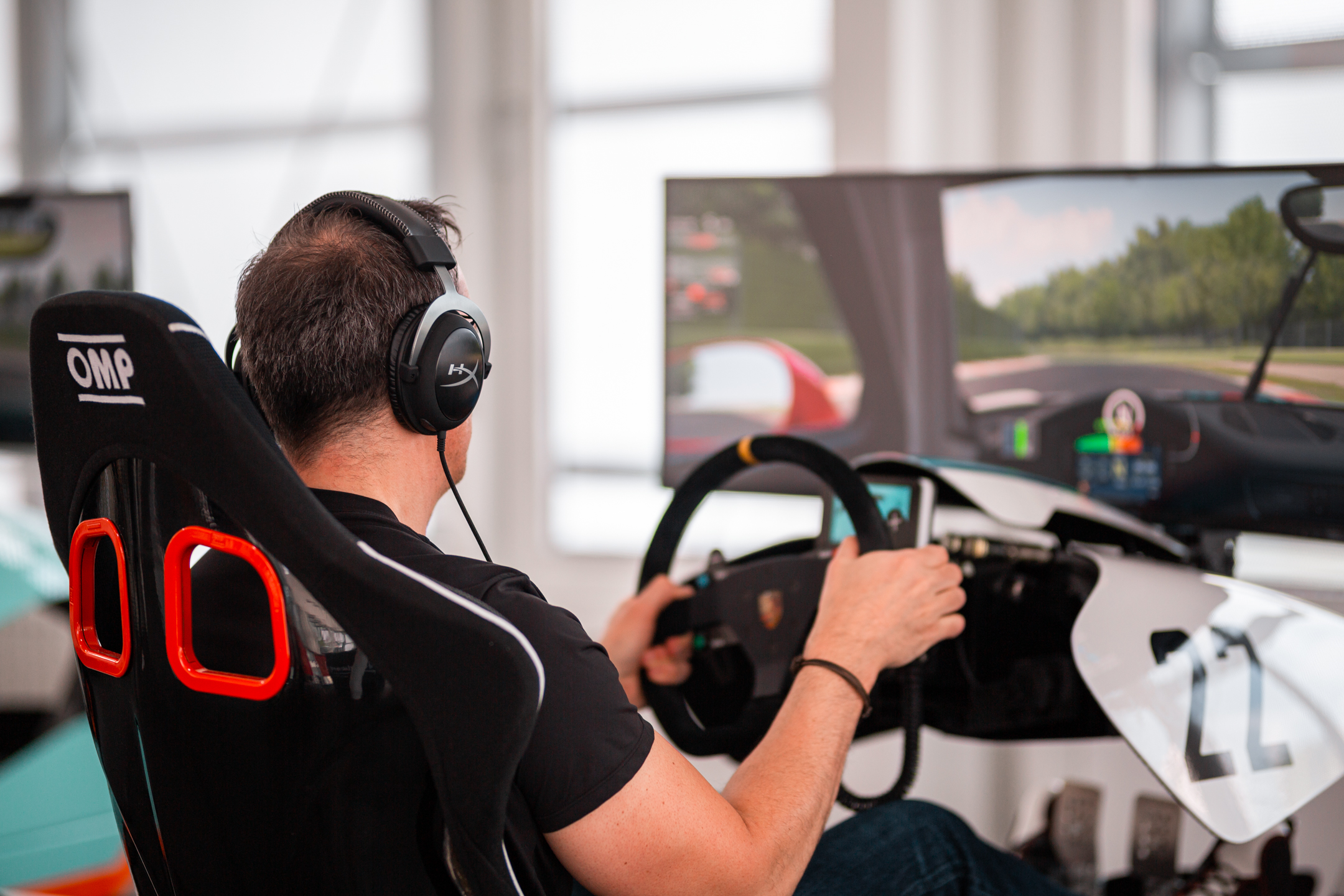 Swiss Simracing Series startet in die zweite Saisonhälfte - Porsche ...