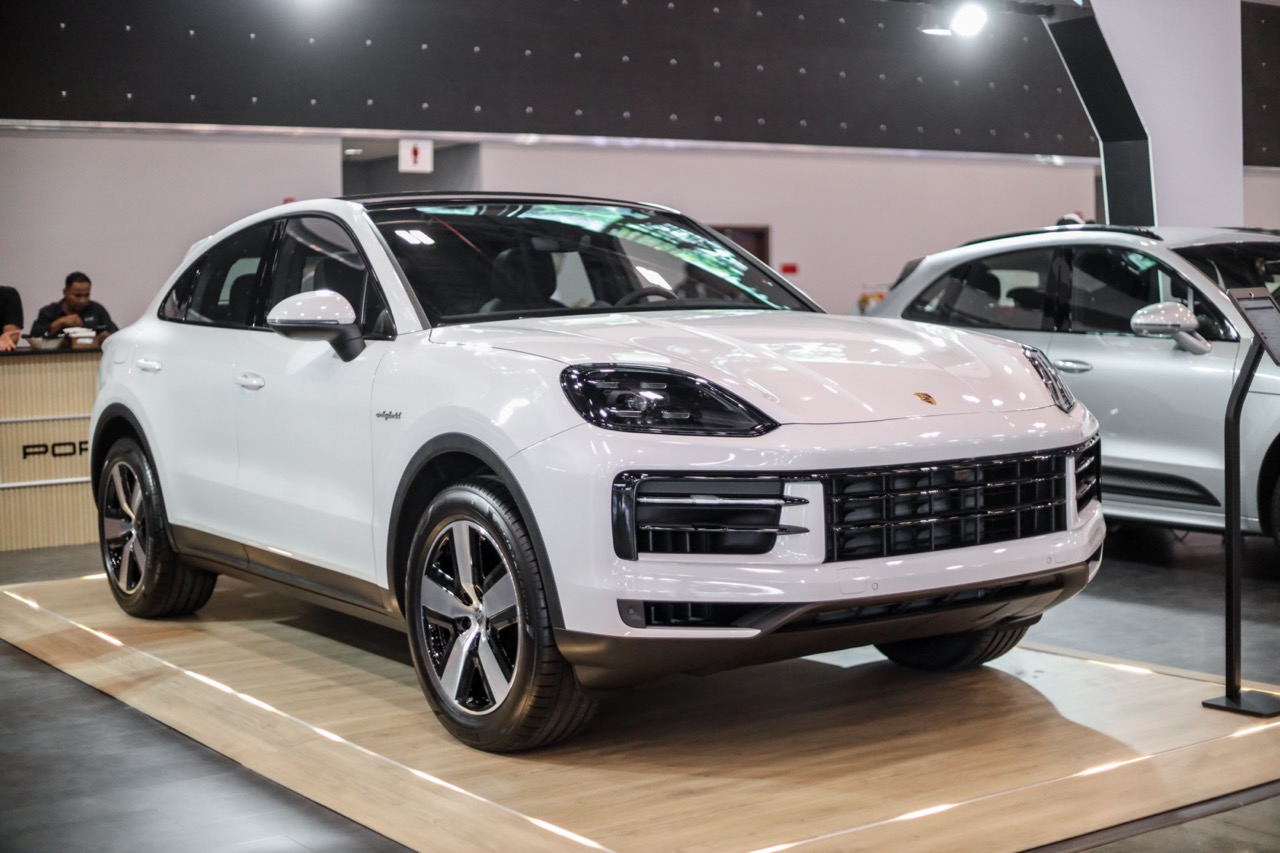 Porsche deslumbra en el Panamá Motor Show con modelos híbridos y ...