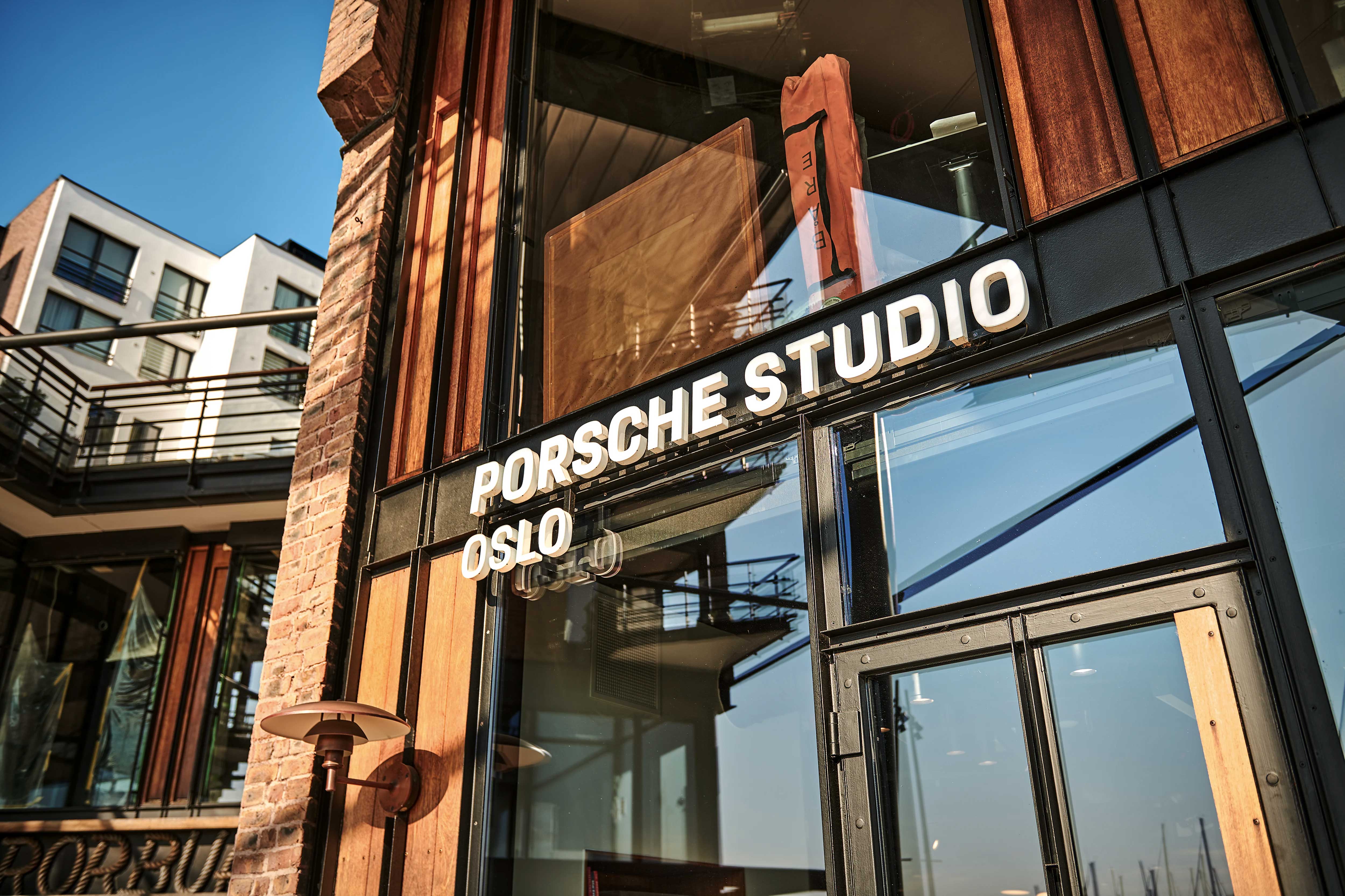 City, Country, Fjord. In Oslo with Aksel Lund Svindal - Porsche Newsroom
