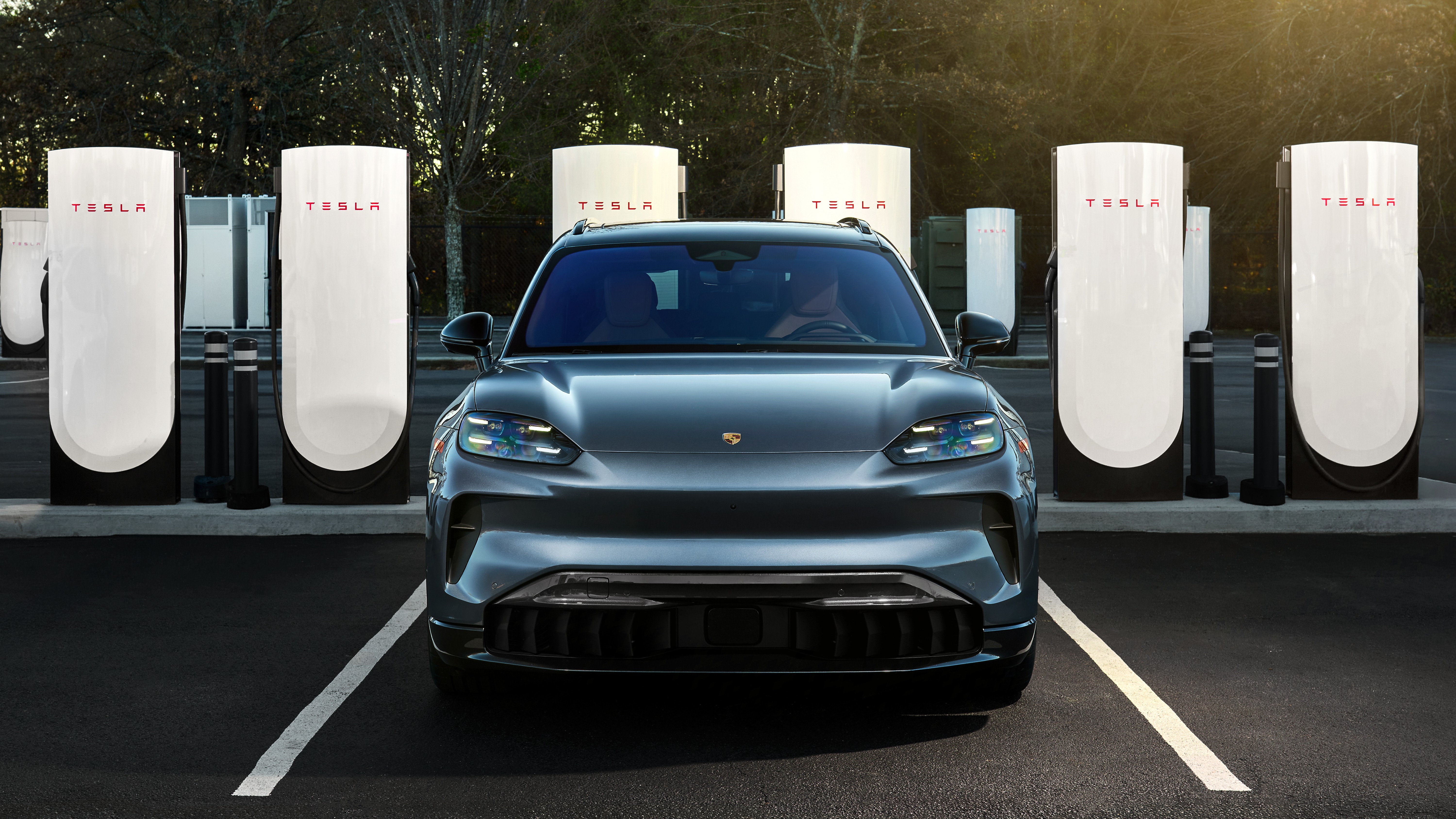 Porsche expands charging options with Plug & Charge for greater ...