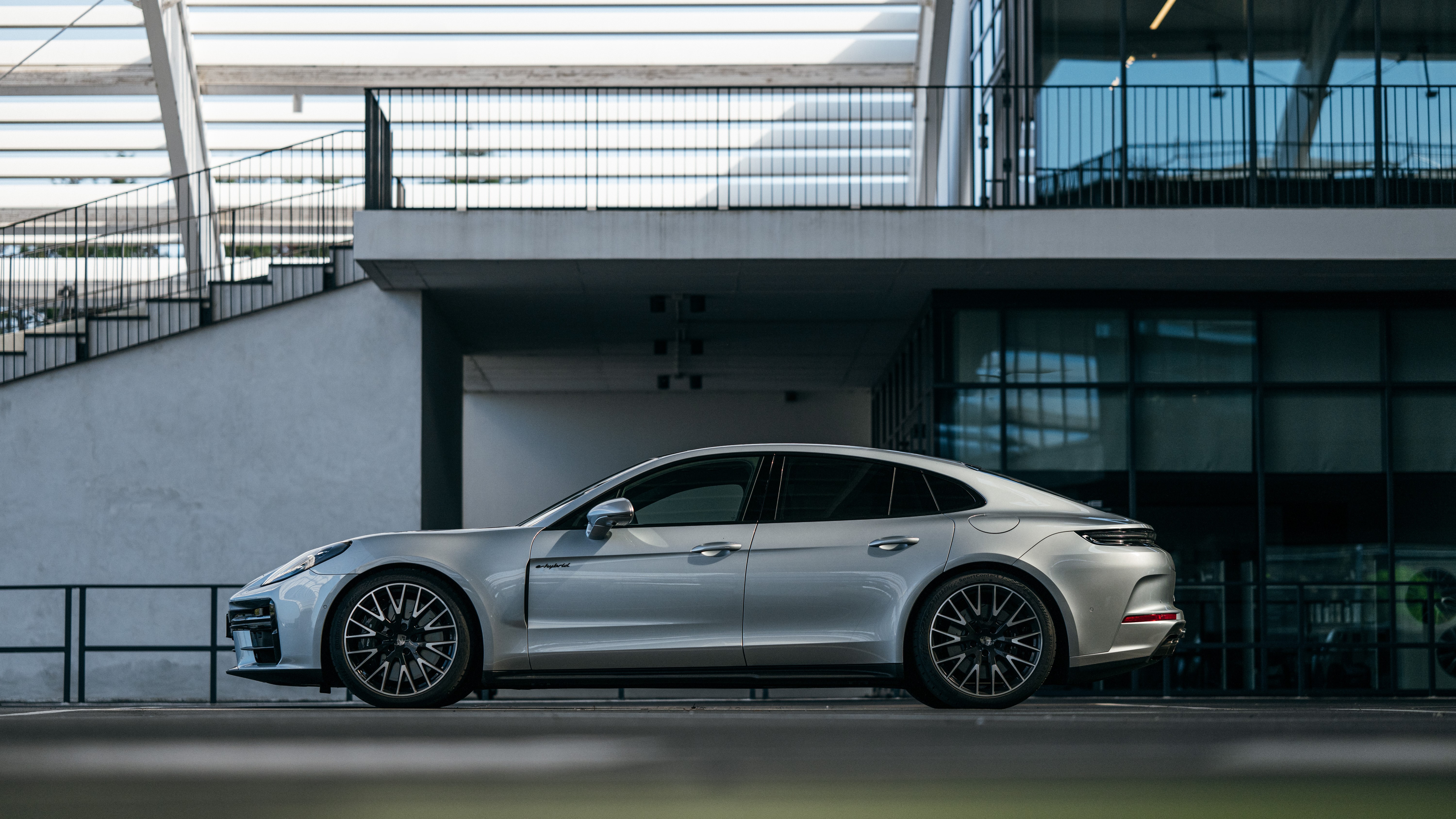 Porsche Panamera: un'esperienza multisensoriale per scoprire la terza ...