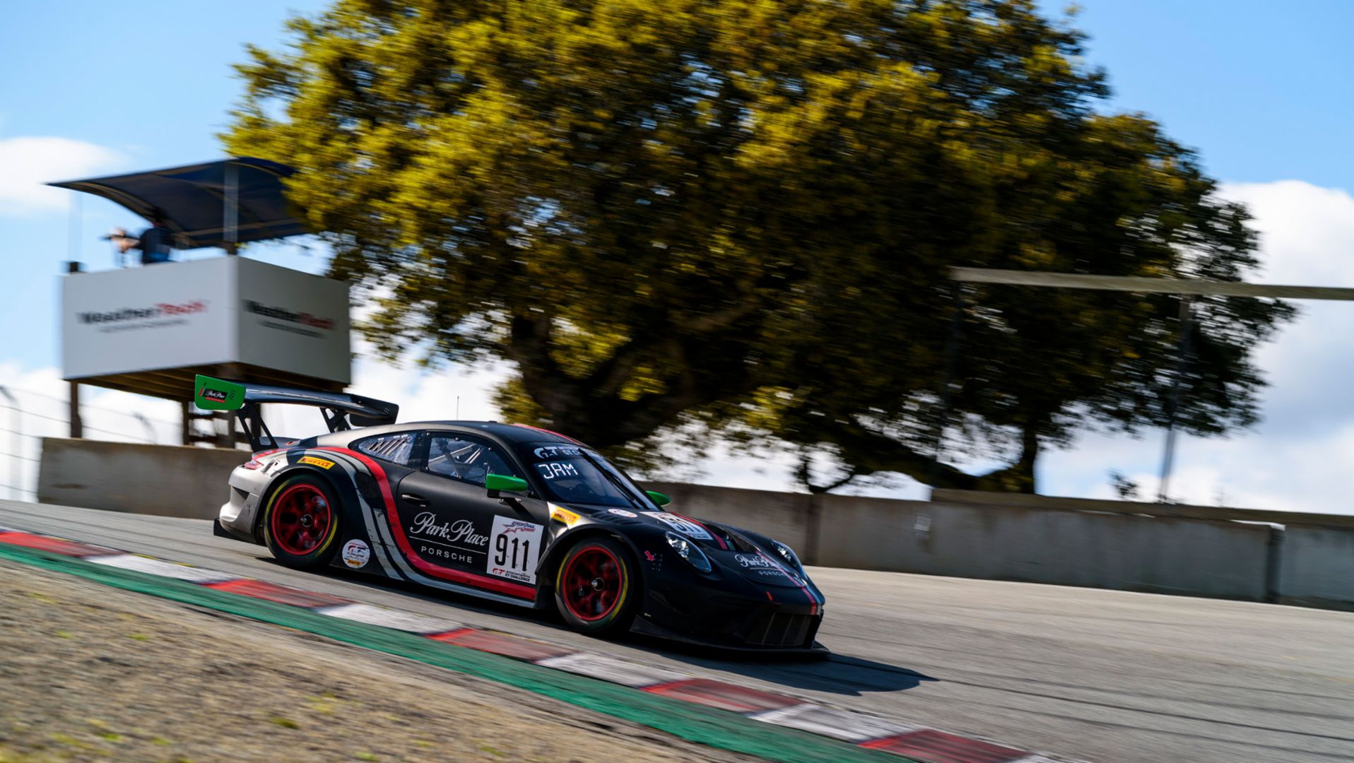 Porsche pursues first overall win at Laguna Seca with the new 911 GT3 R